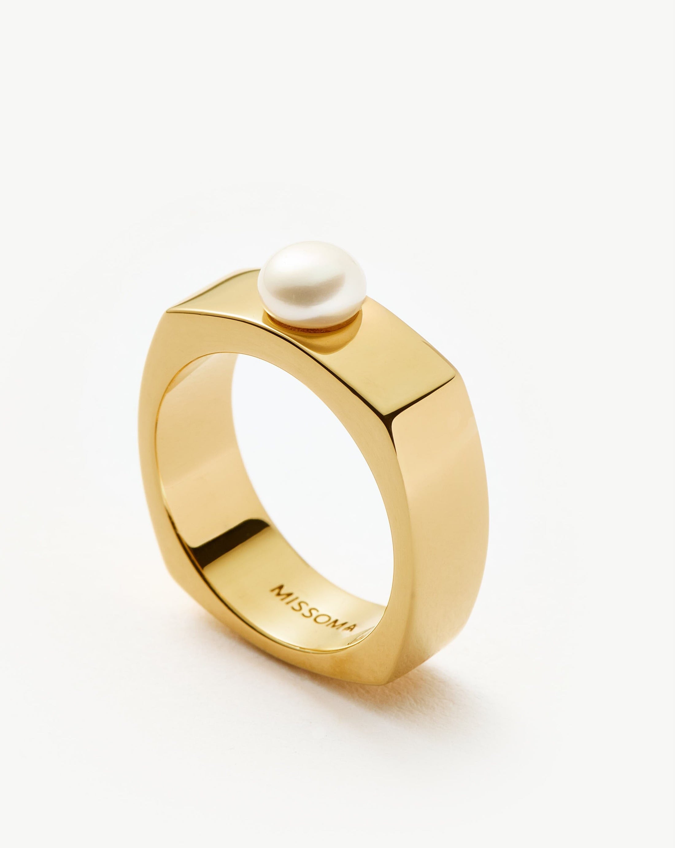 Button Pearl Square Chunky Ring - Gold | Missoma UK