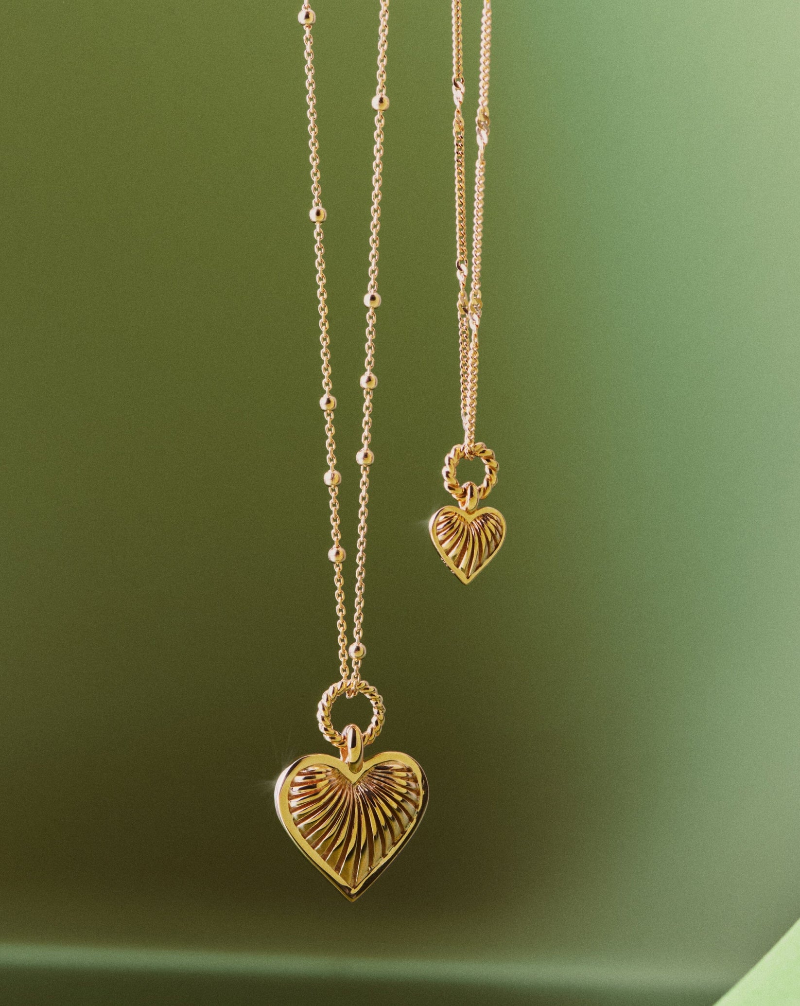Mini Ridge Heart Charm Pendant Necklace - Gold | Missoma UK