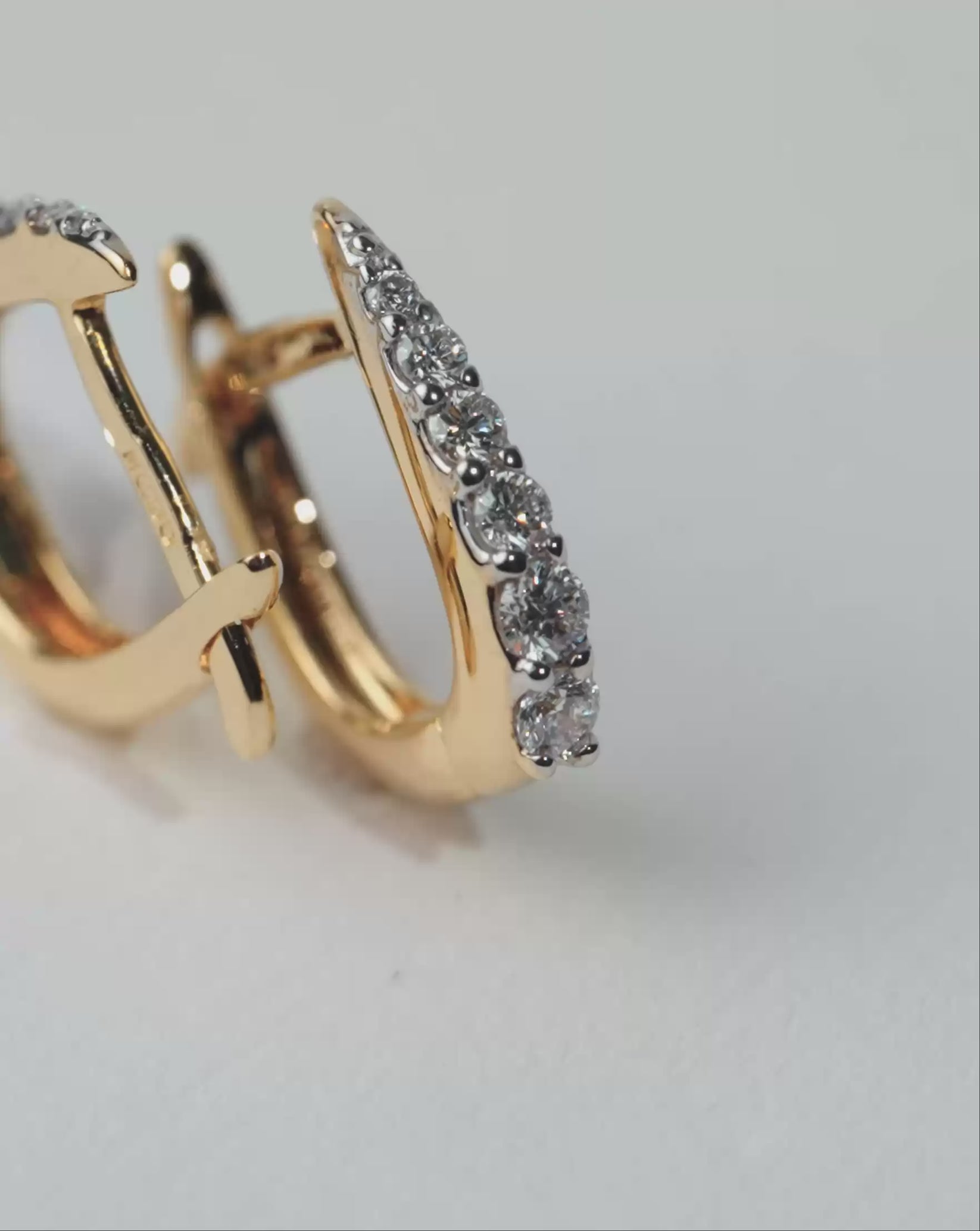 Fine Claw Huggies | 14ct Solid Gold/Diamond | Missoma
