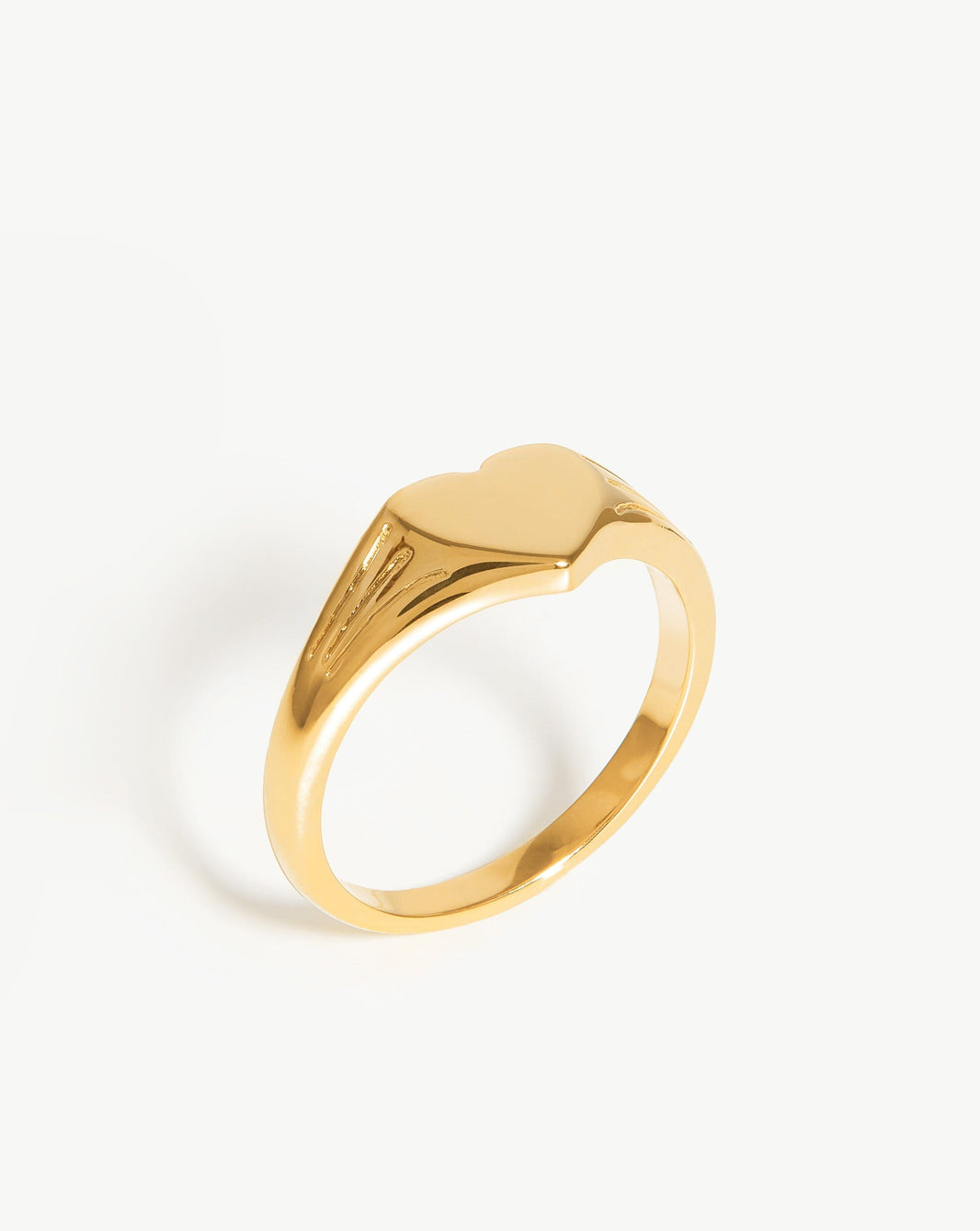 Signet Rings: What are they and how to wear them | Missoma