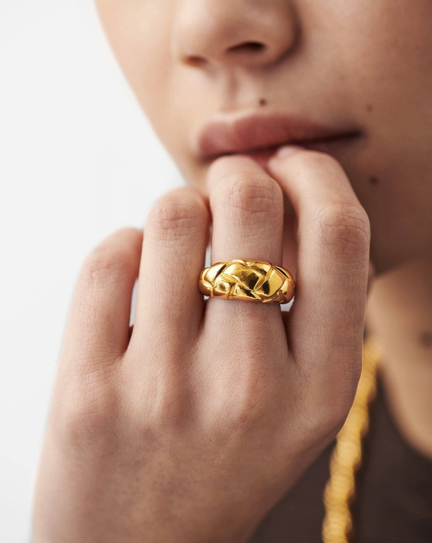 Lucy Williams Dome Waffle Ring | 18ct Gold Vermeil | Missoma