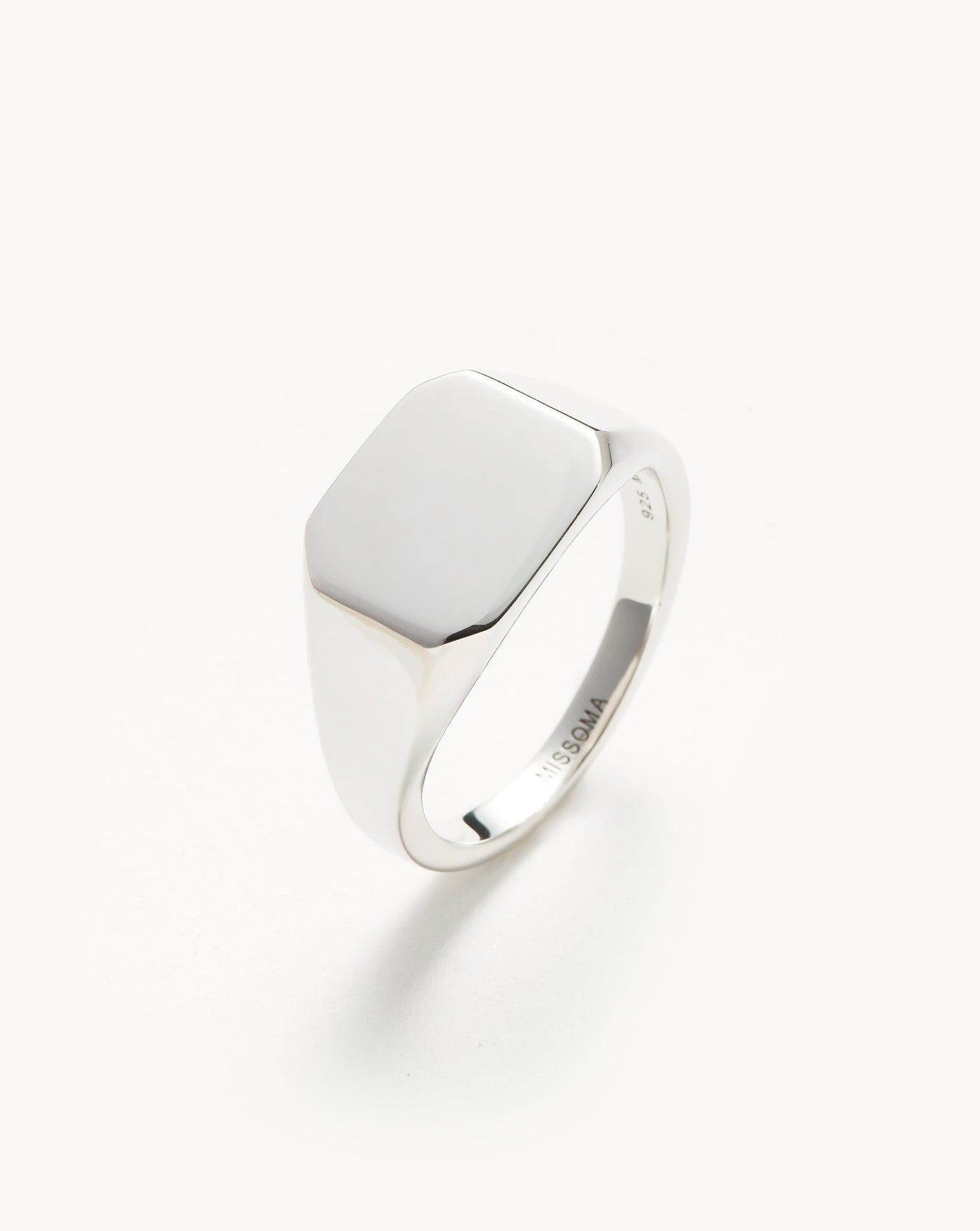 Signet Rings: What are they and how to wear them | Missoma